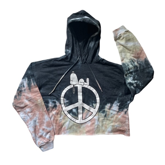 Peanuts | Tops | Peanuts Snoopy Peace Sign Graphic Ombr Tie Dye ...